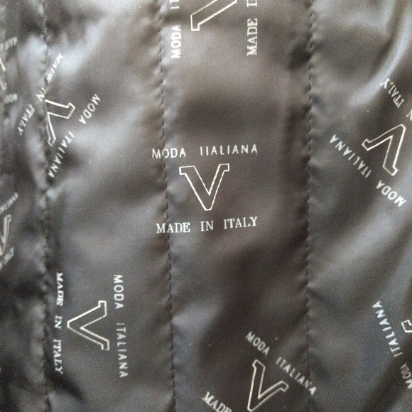Moda Itialiana V | Jackets & Coats | Vintage Moda Italiana V Faux ...